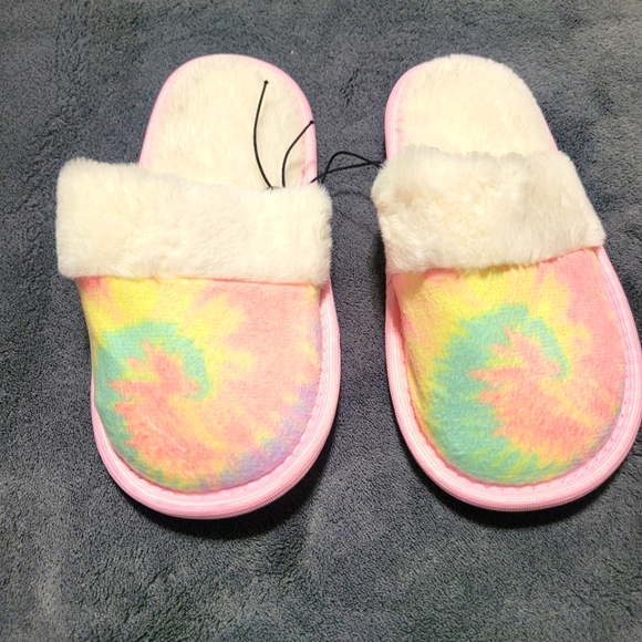 Shoes | New Rainbow Slipperswarm And Fuzzy | Poshmark